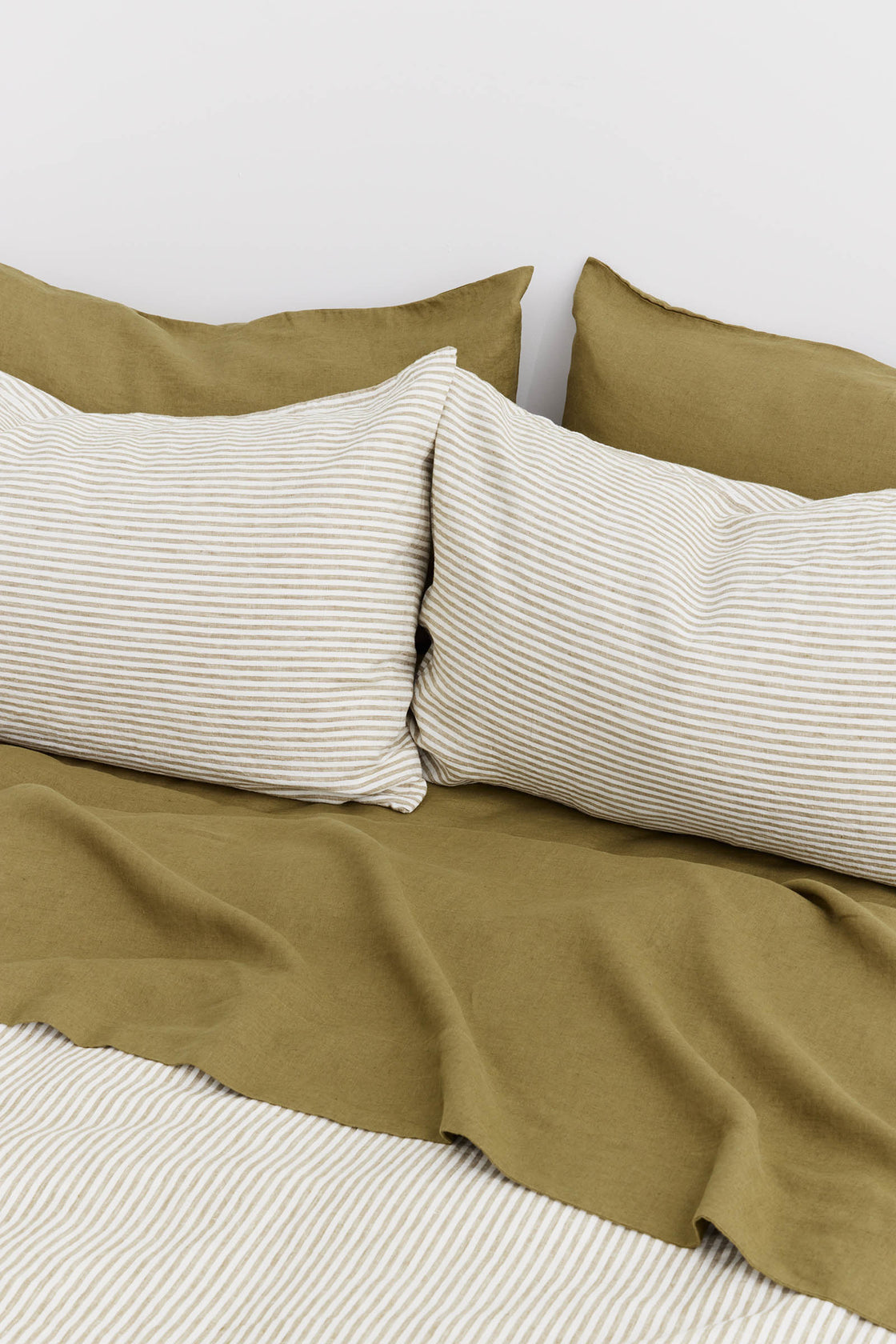 Linen Flat Sheet Olive | Assembly Label