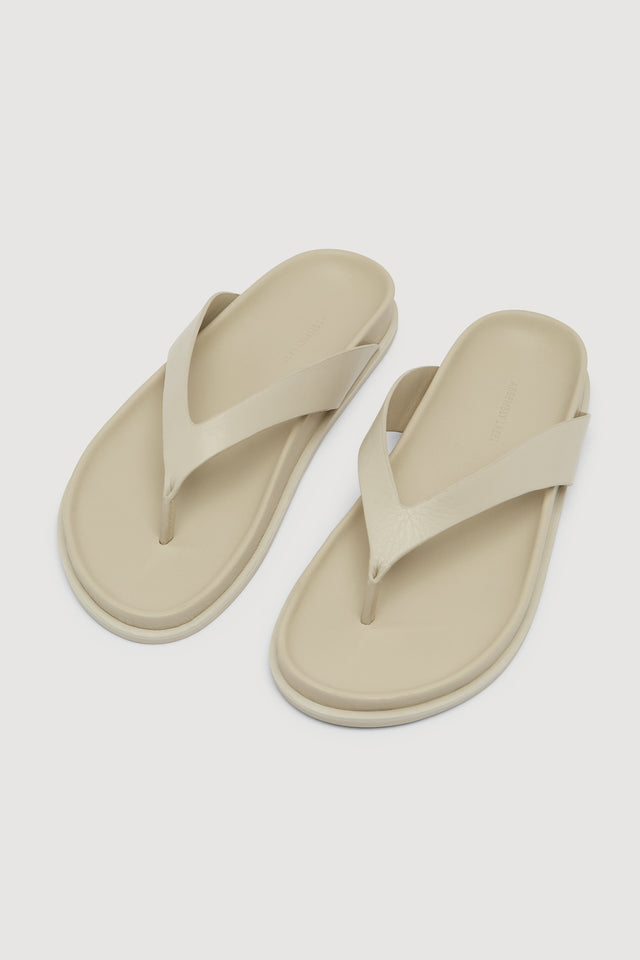 Womens Shoes, Slides & Sandals | Assembly Label