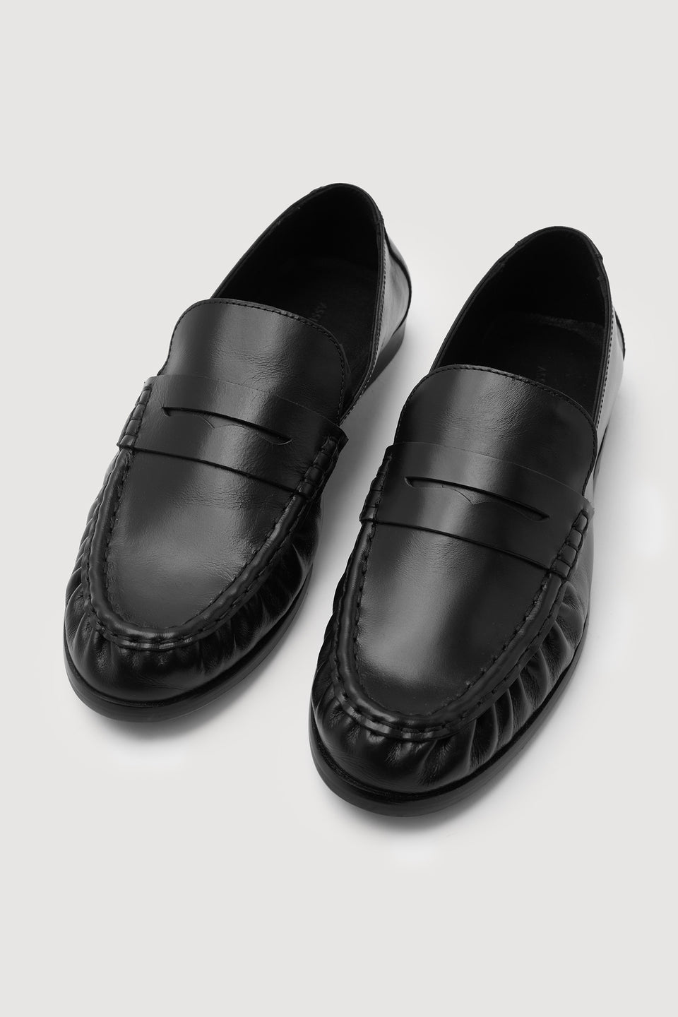 Avenue Leather Loafer Black | Assembly Label