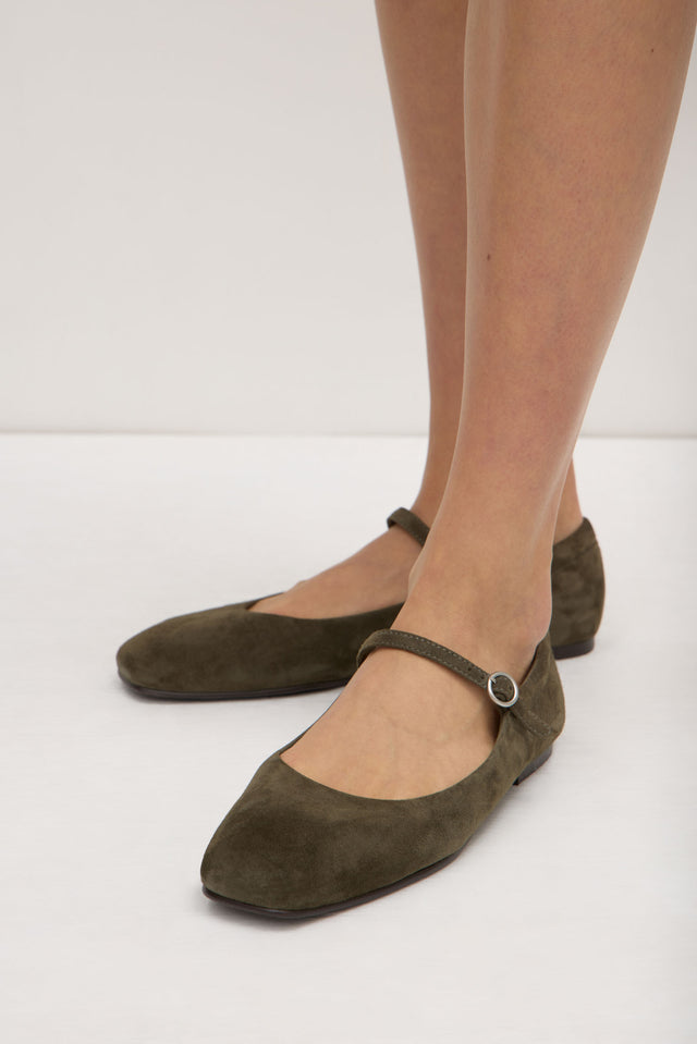 Beth Suede Ballet Flat Moss | Assembly Label