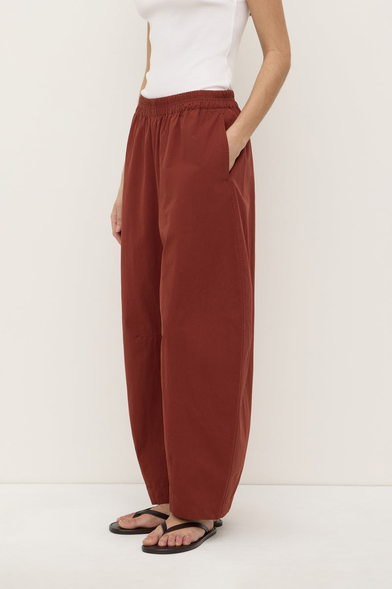 Womens Lola Barrel Pant Russet | Assembly Label