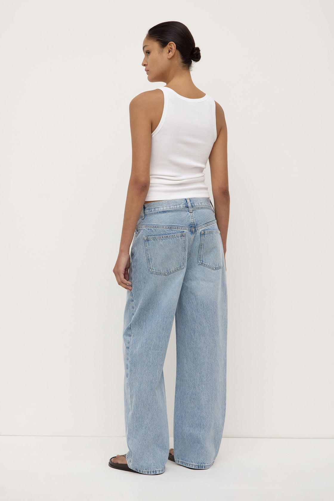 Womens Loose Fit Jean Mid Stone Wash | Assembly Label
