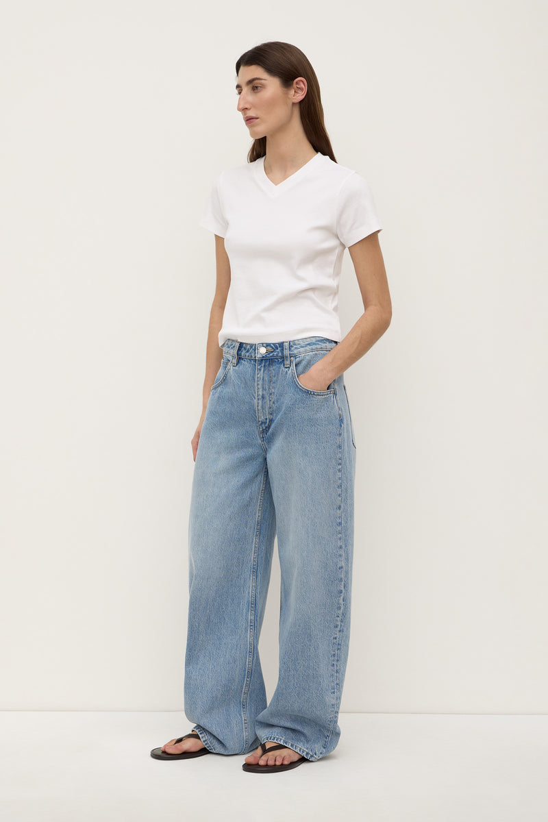 Womens Low Curve Mid Rise Jean Indigo Fade | Assembly Label