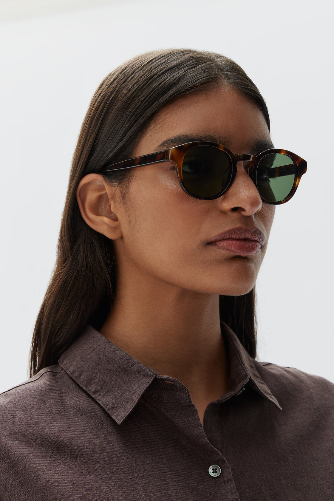 Round Frame Tortoise Sunglasses Assembly Label