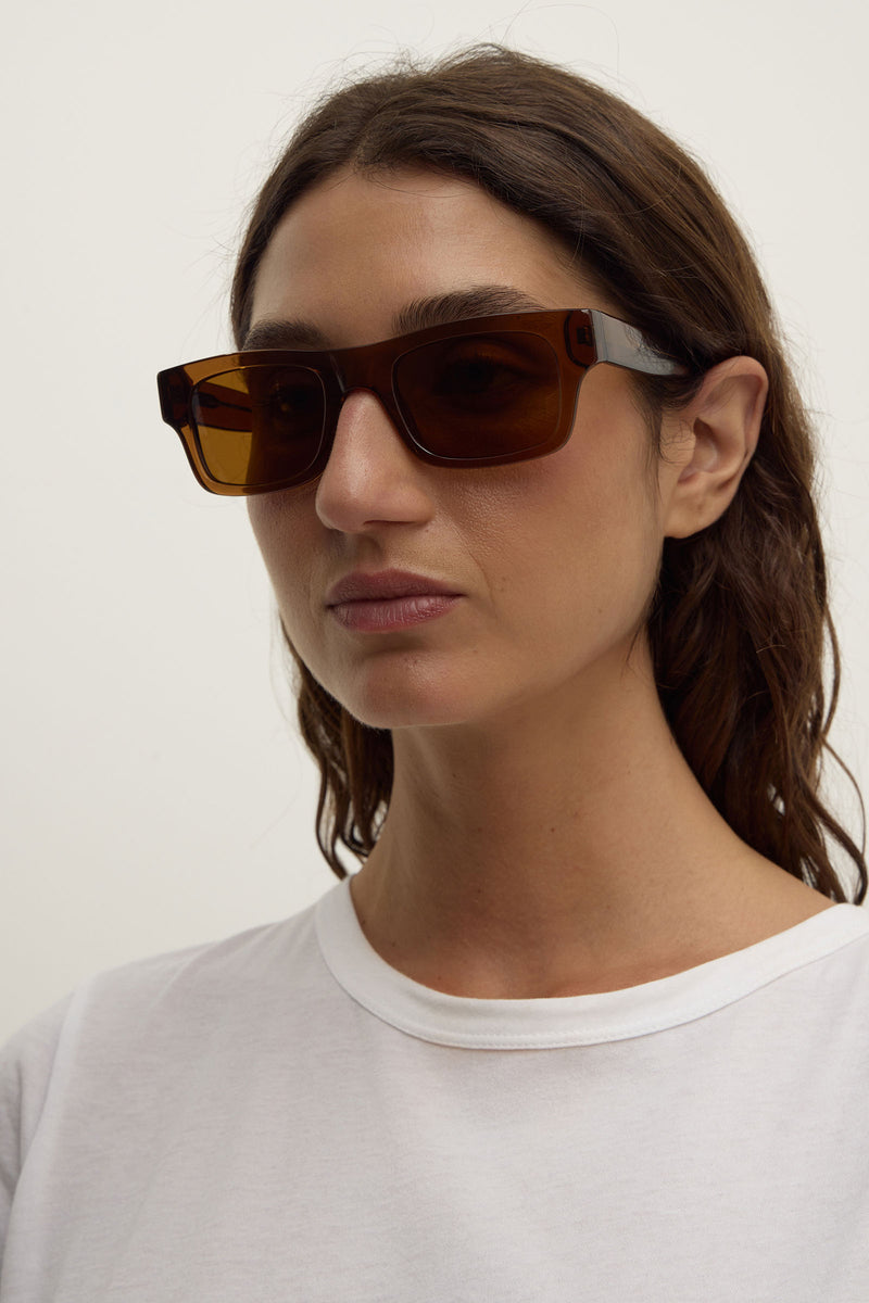 Shallow D Frame Brown | Assembly Label