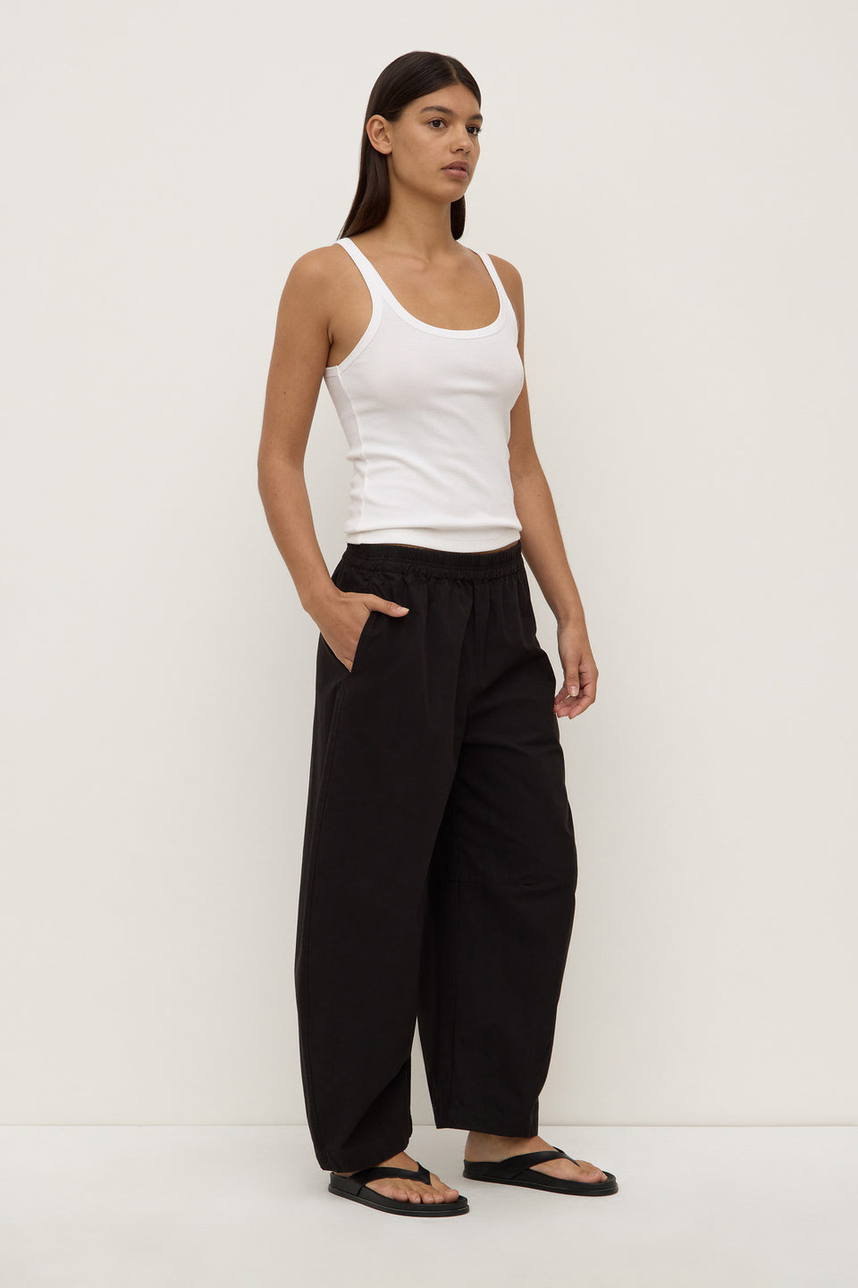 Womens Lola Barrel Pant Black | Assembly Label
