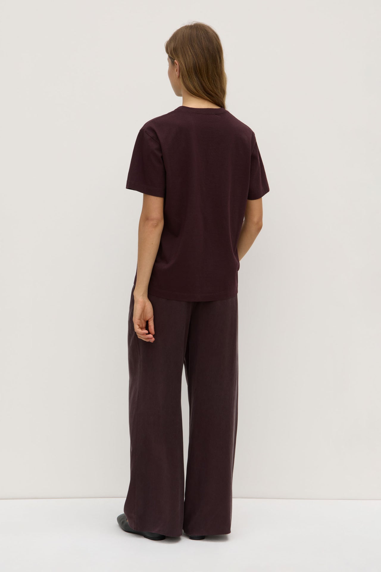 Womens Organic Base Tee Burgundy | Assembly Label